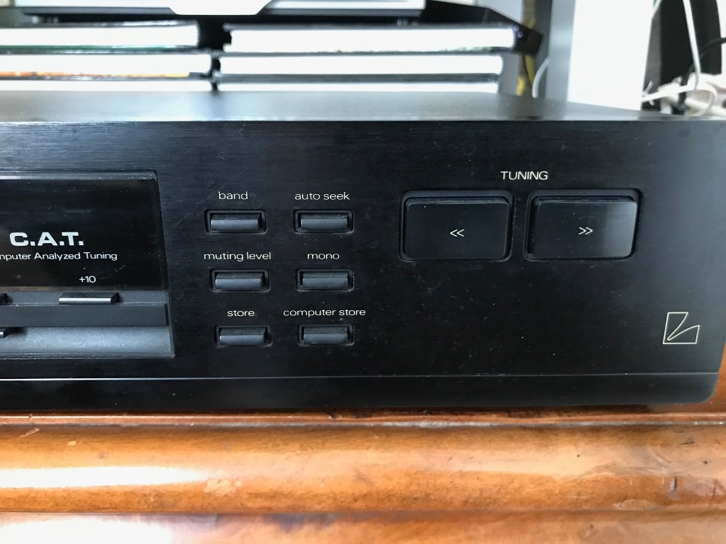 LUXMAN T353 Tuner, Audio, Other Audio Equipment on Carousell
