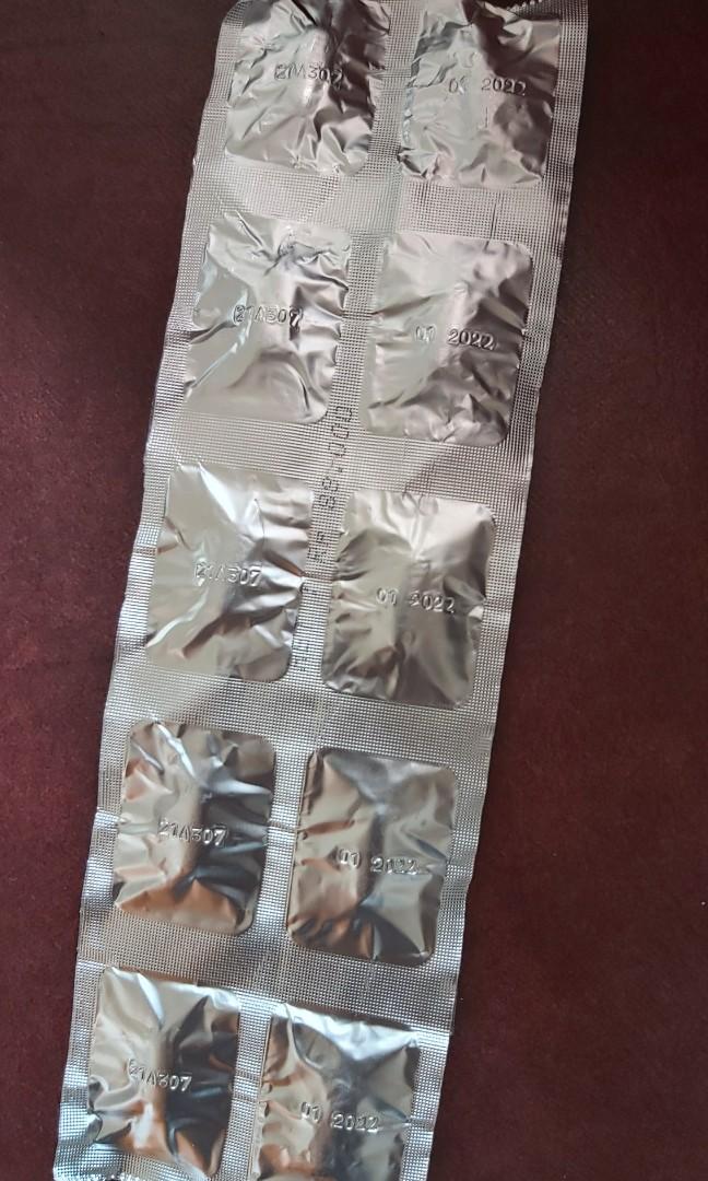 Prorenal 1 Box (10 strip) Original beli di Apotik. Kondisi box sudah ...