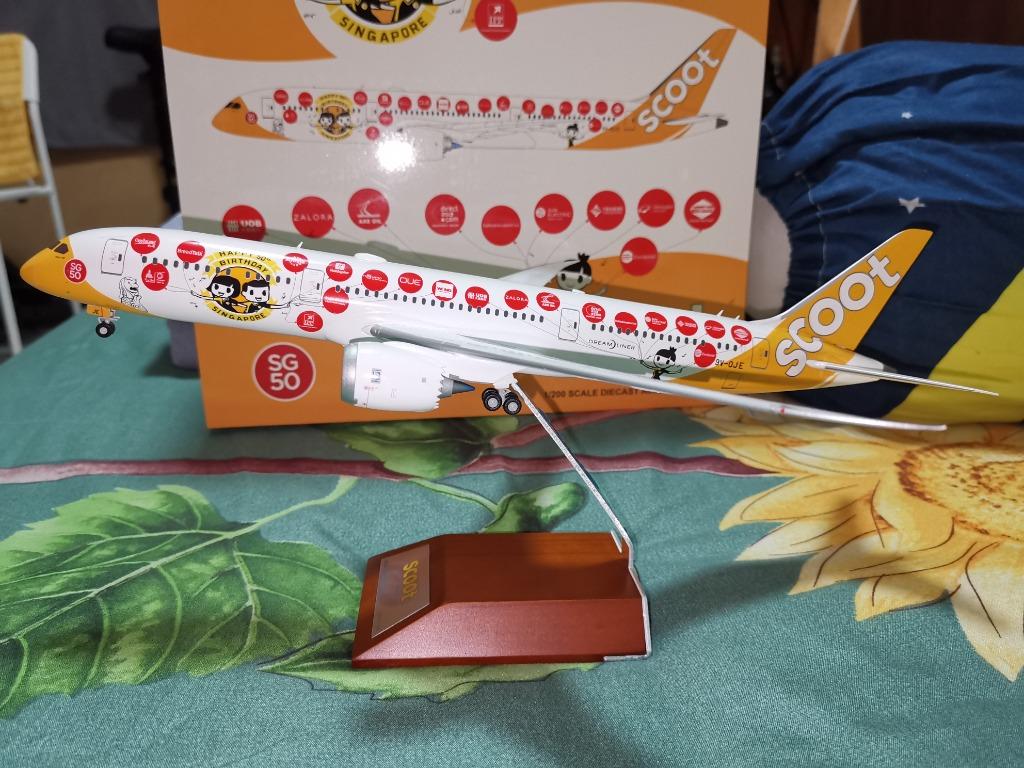 Singapore Scoot Airline Boeing 787-9 Dreamliner Model (1:200) [SG50 Special Edition], Hobbies ...