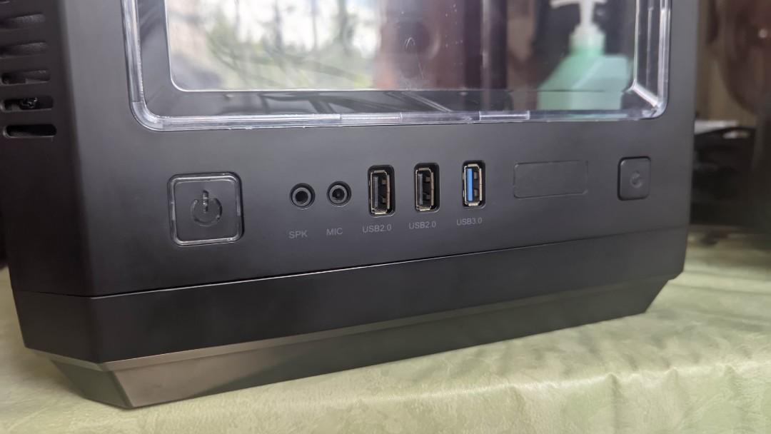 Tecware Quad v1 Black with 2 Orbis Spectrum Fan and hub controller ...