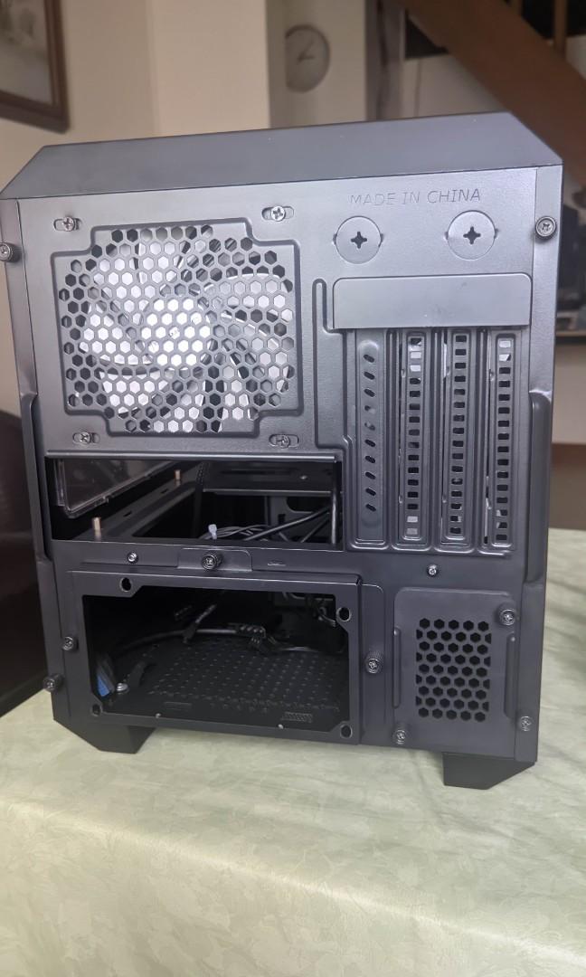 Tecware Quad v1 Black with 2 Orbis Spectrum Fan and hub controller ...