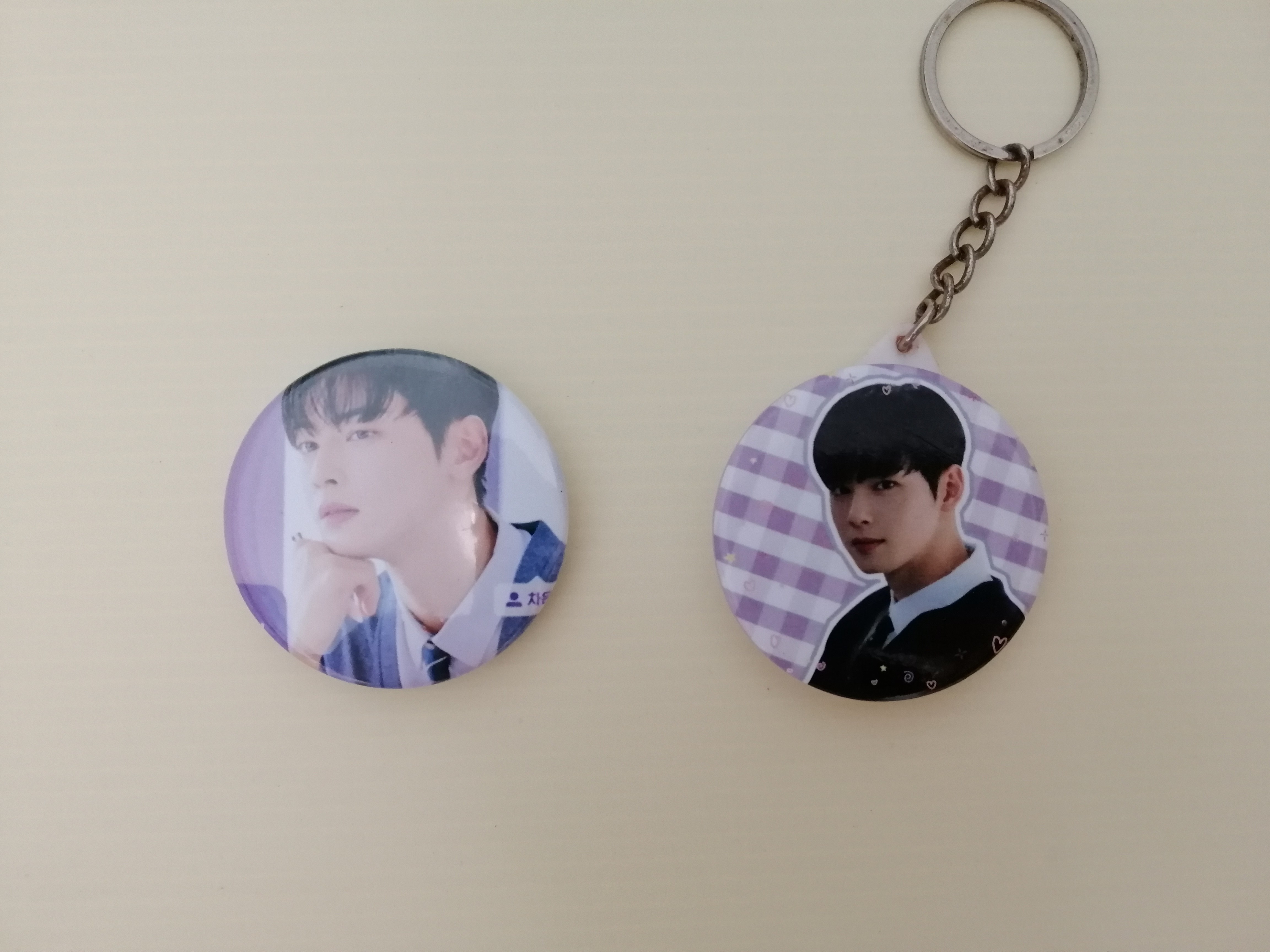 true beauty lee suho / cha eunwoo merch, Hobbies & Toys, Stationery ...
