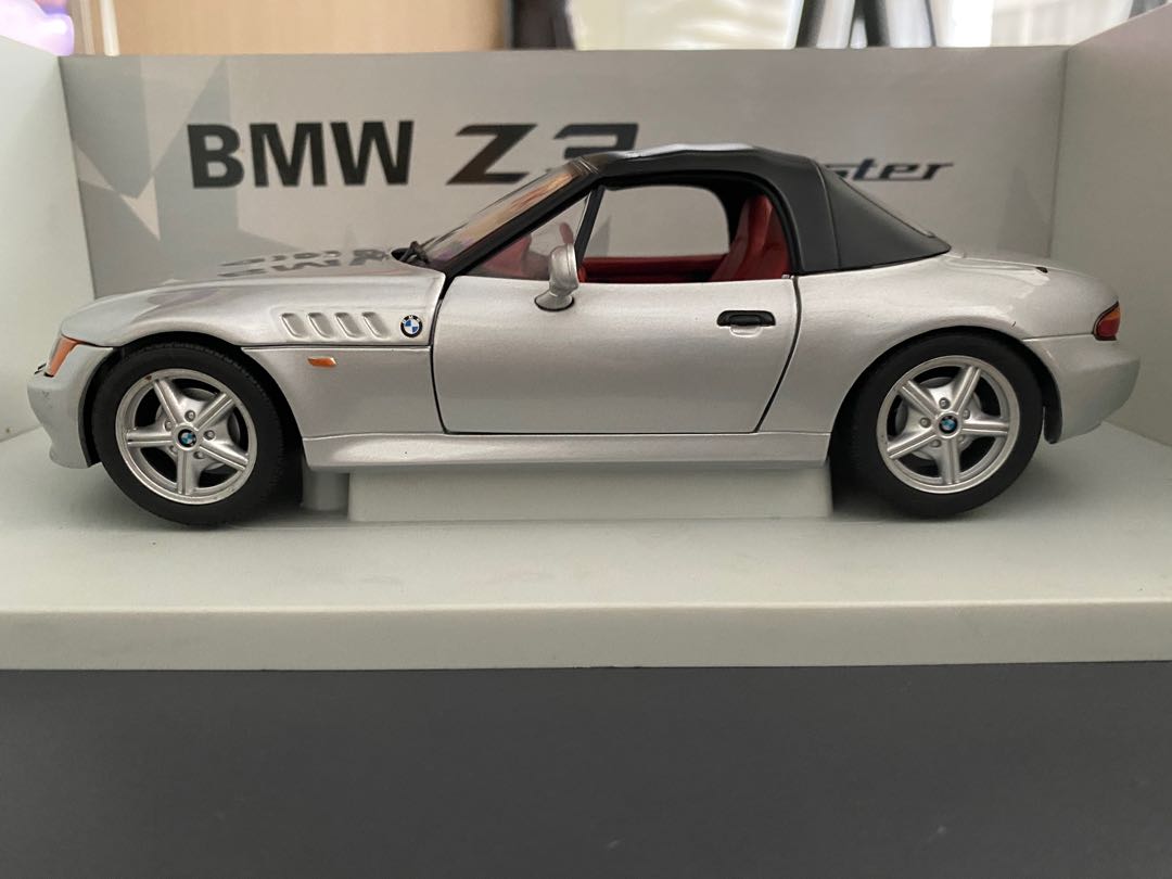 UT model Diecast 1:18 Scale Car Model - BMW Z3 Roadster, Hobbies & Toys ...