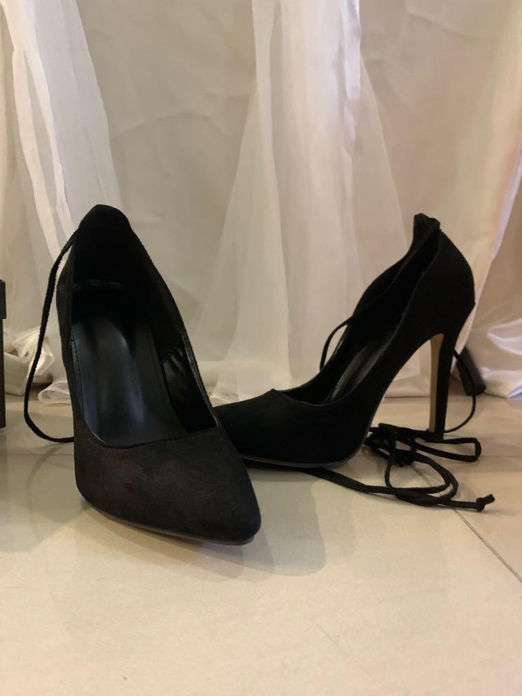 Black string Heels, Women's Fashion, Footwear, Heels on Carousell
