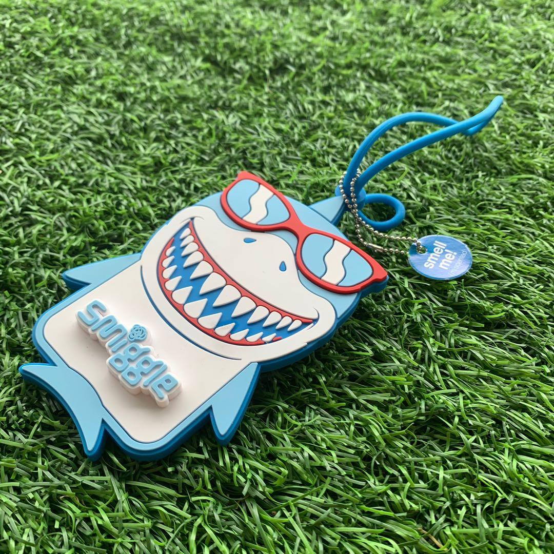 BN Smiggle Shark Name Tag + Free Notebook, Babies & Kids, Babies & Kids ...