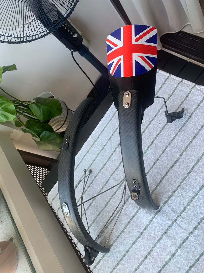 Brompton Carbon fender set, Sports Equipment, Bicycles & Parts, Parts ...