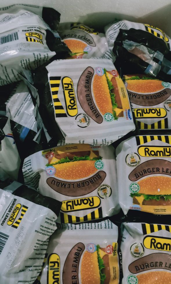 burger ramly, Food & Drinks, Chilled & Frozen Food on Carousell