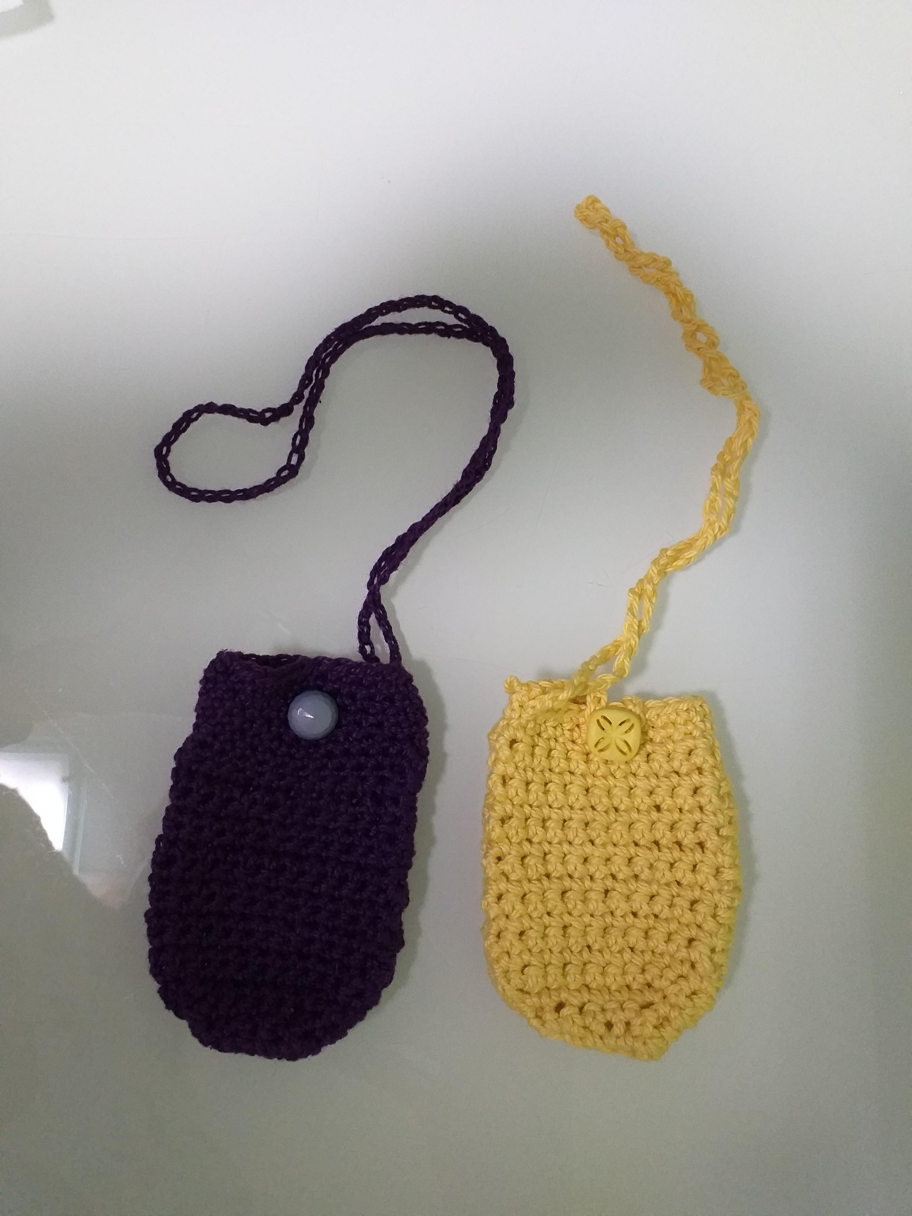 Handmade 100% crochet token pouch $8 each, Women's Fashion, Bags ...