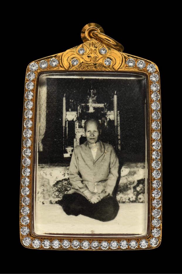 Khun Mae Bun Ruean / Roop Tai / BE2500 (first batch) + Pra Phutto Noi ...