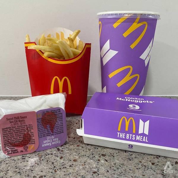 McDonald's BTS meal packaging (Free), Hobbies & Toys, Memorabilia ...