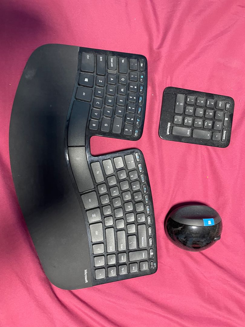 Microsoft Wireless keyboard combo, Computers & Tech, Parts ...