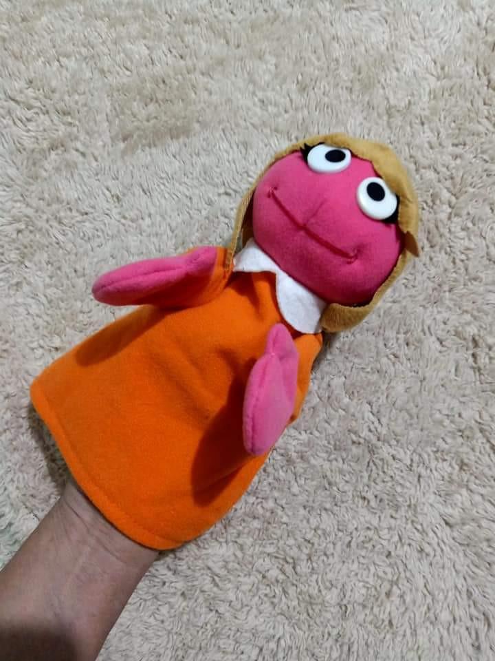 PRAIRIE DAWN FROM SESAME STREET HAND PUPPET (10 inches), Hobbies & Toys ...