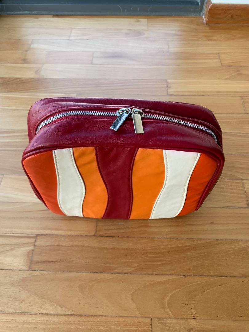 SK-II Cosmetic Pouch, Women's Fashion, Bags & Wallets, Purses & Pouches ...