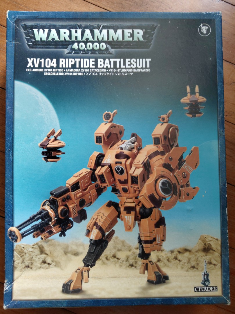 Tau XV104 Riptide Battlesuit (Used) Warhammer 40K, Hobbies & Toys, Toys ...