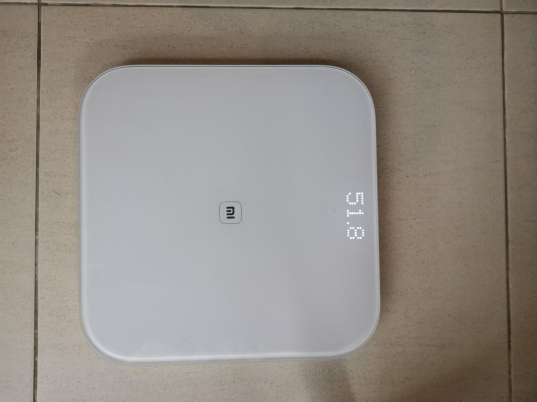 Xiaomi weight scale, Health & Nutrition, Health Monitors & Weighing ...