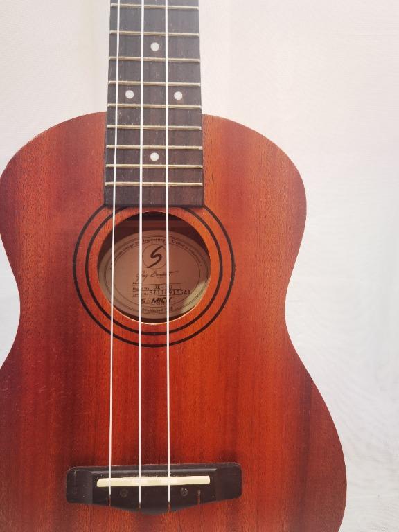 Samick Greg Bennett UK50 Ukulele Concert Size (Natural Satin), Hobbies ...