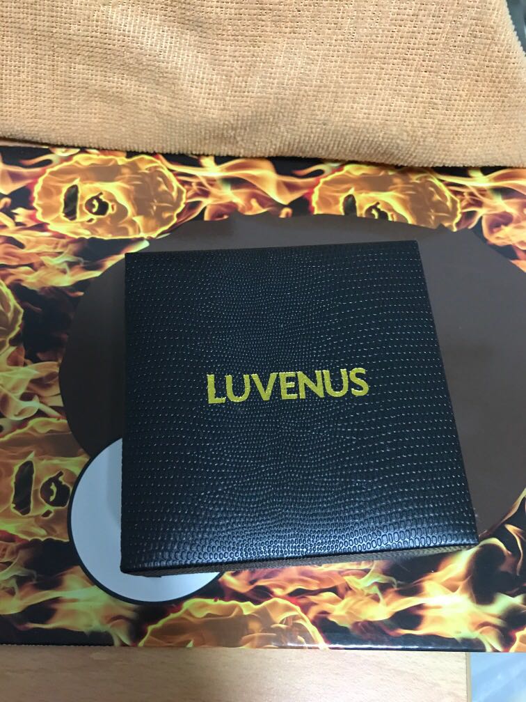Luvenus watch, Women's Fashion, Watches & Accessories, Watches on Carousell