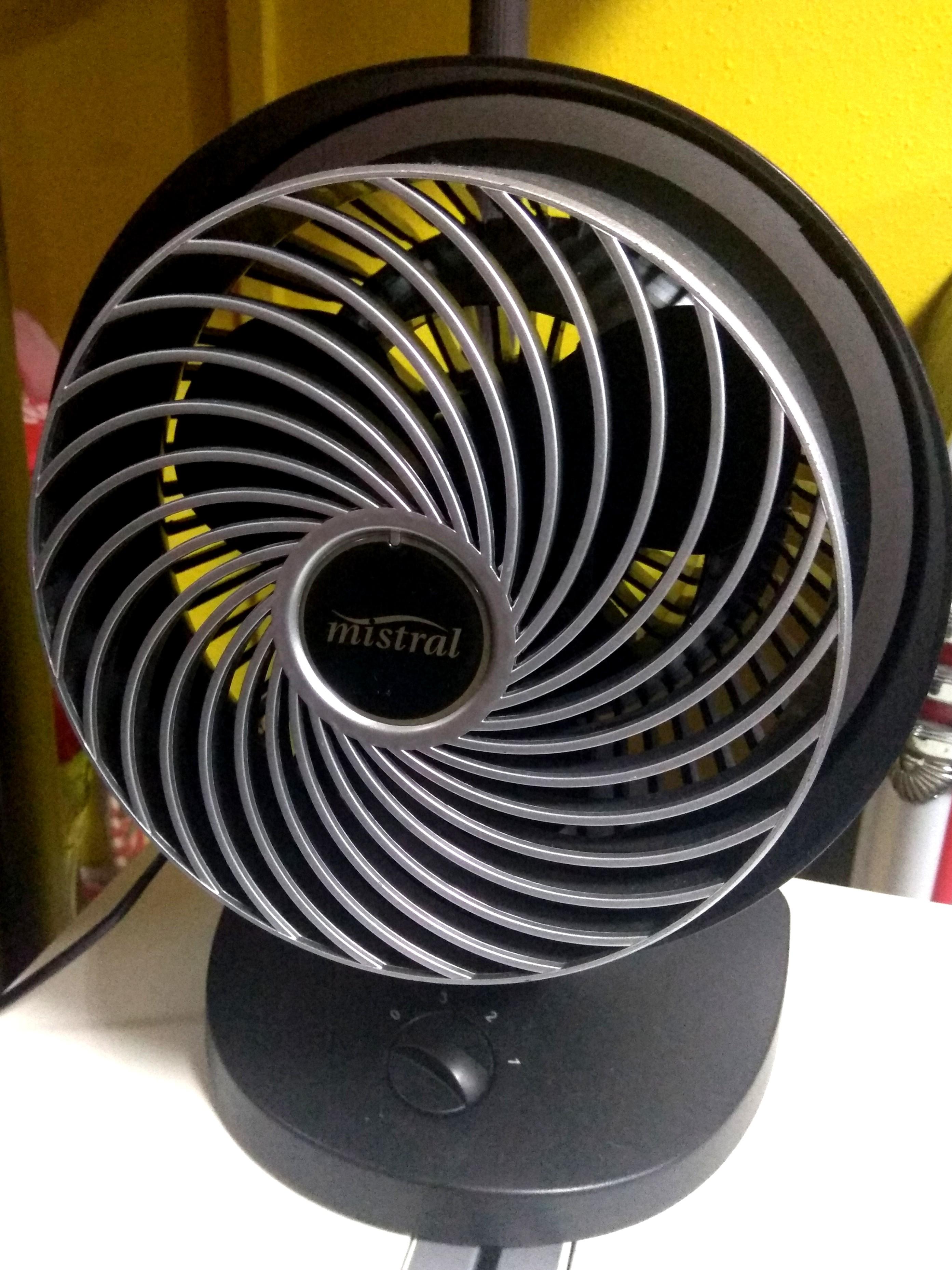 MISTRAL 8" Turbine Blade Air Circulator Fan, Furniture & Home Living ...