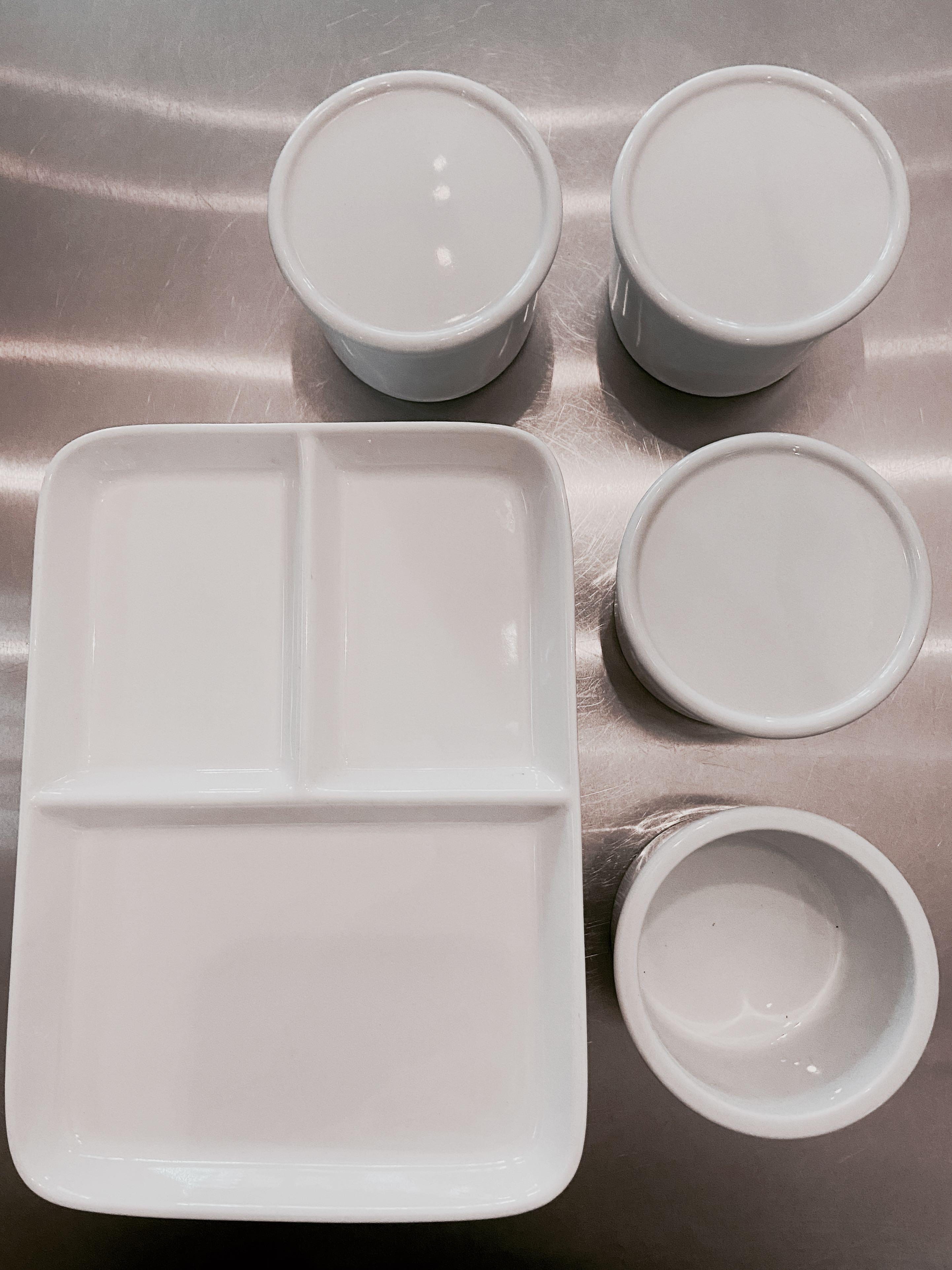Muji Divided Plates Set, Furniture & Home Living, Kitchenware ...