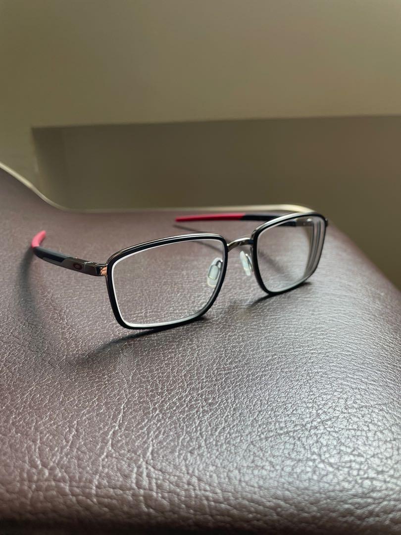 Oakley Spindle, Men's Fashion, Watches & Accessories, Sunglasses ...