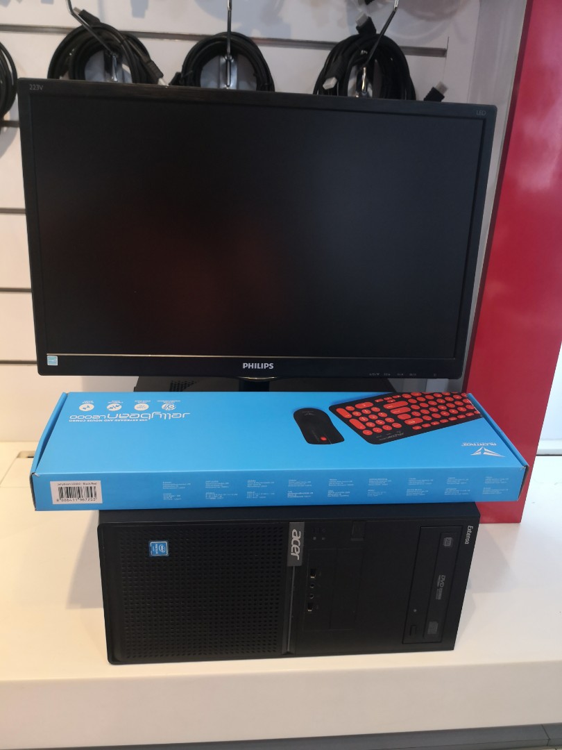 Pc and monitor, Computers & Tech, Desktops on Carousell