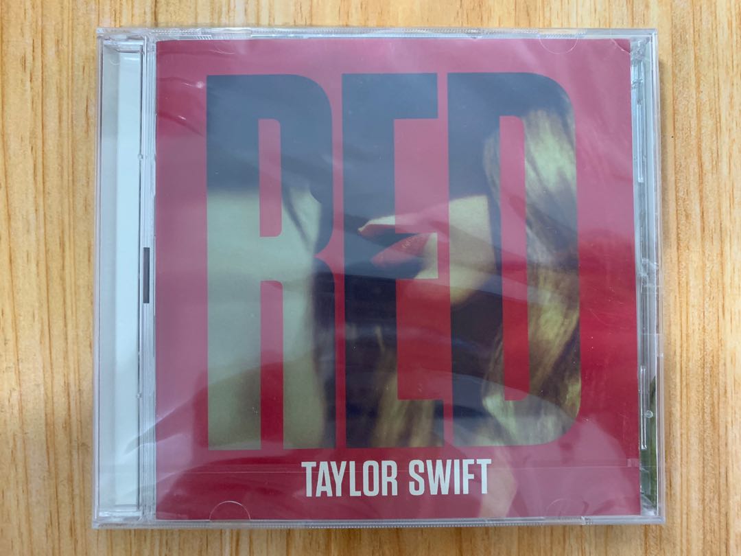 Taylor Swift Red Deluxe Album, Hobbies & Toys, Music & Media, CDs ...