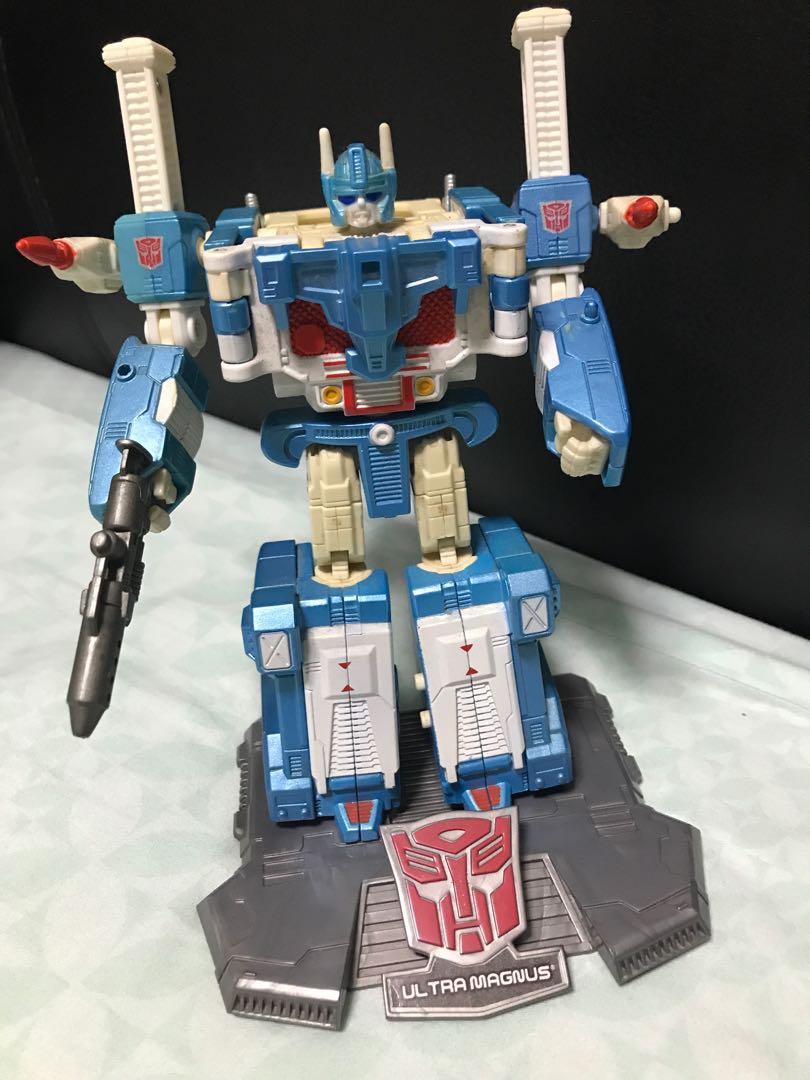 Transformers Titanium Ultra Magnus, Hobbies & Toys, Toys & Games on ...