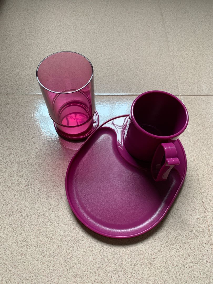 Tupperware Purple Snack Set, Furniture & Home Living, Kitchenware ...