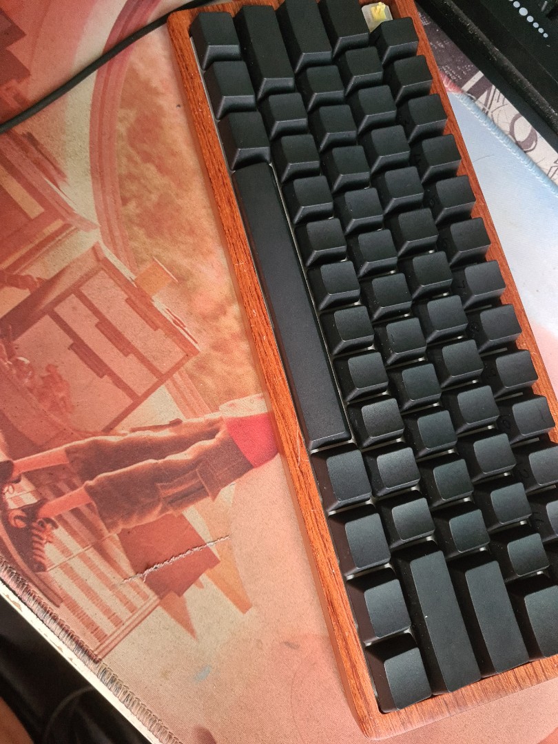 Walnut wooden case for mechanical keyboard, Computers & Tech, Parts ...