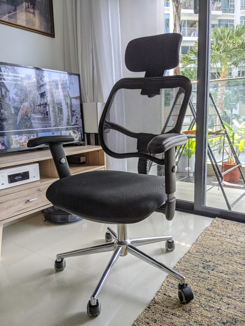 Almost new office chair with head/arm rest, Furniture & Home Living ...