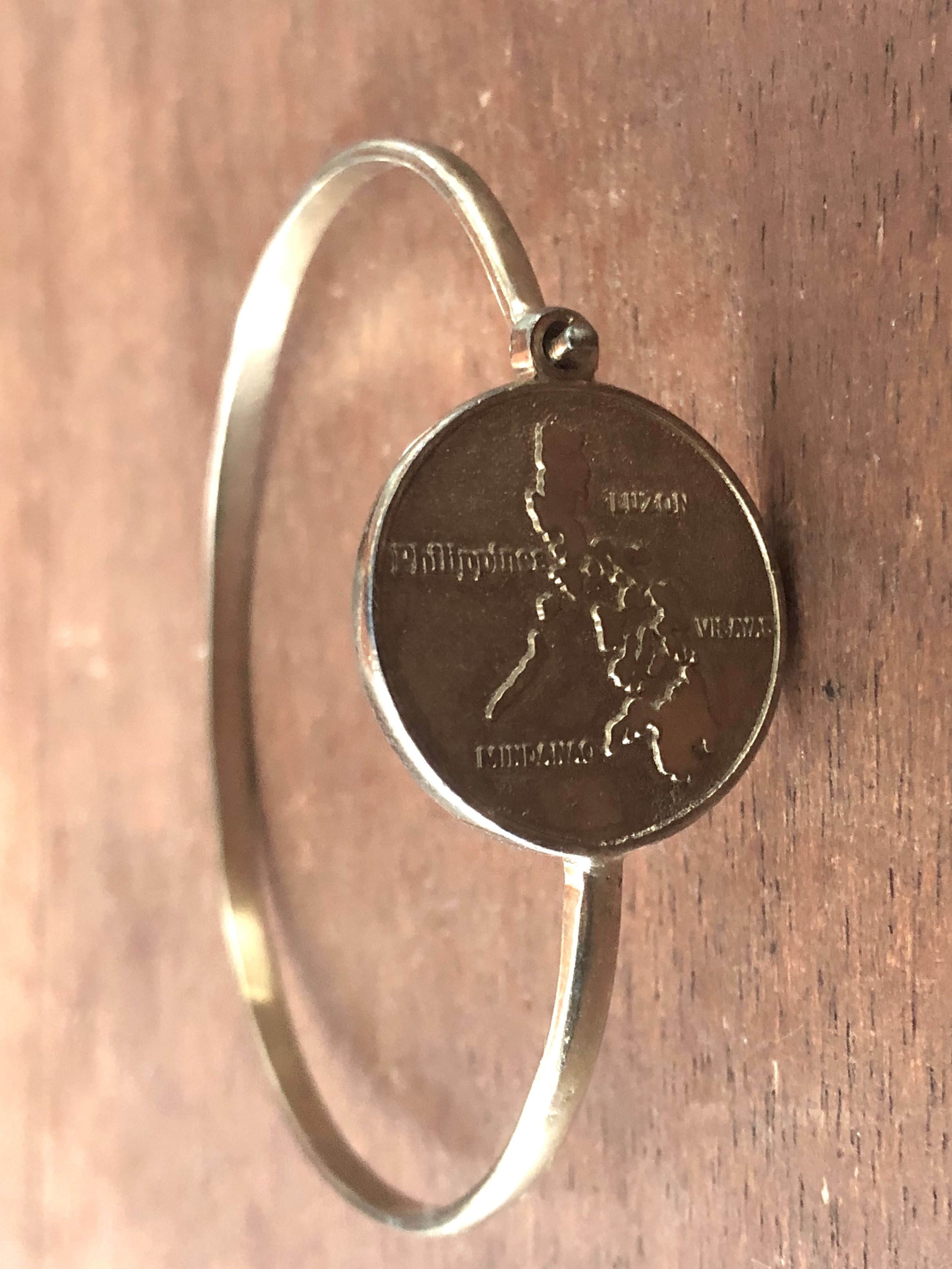 Brass cuff with Philippine Map, Women's Fashion, Jewelry & Organizers ...