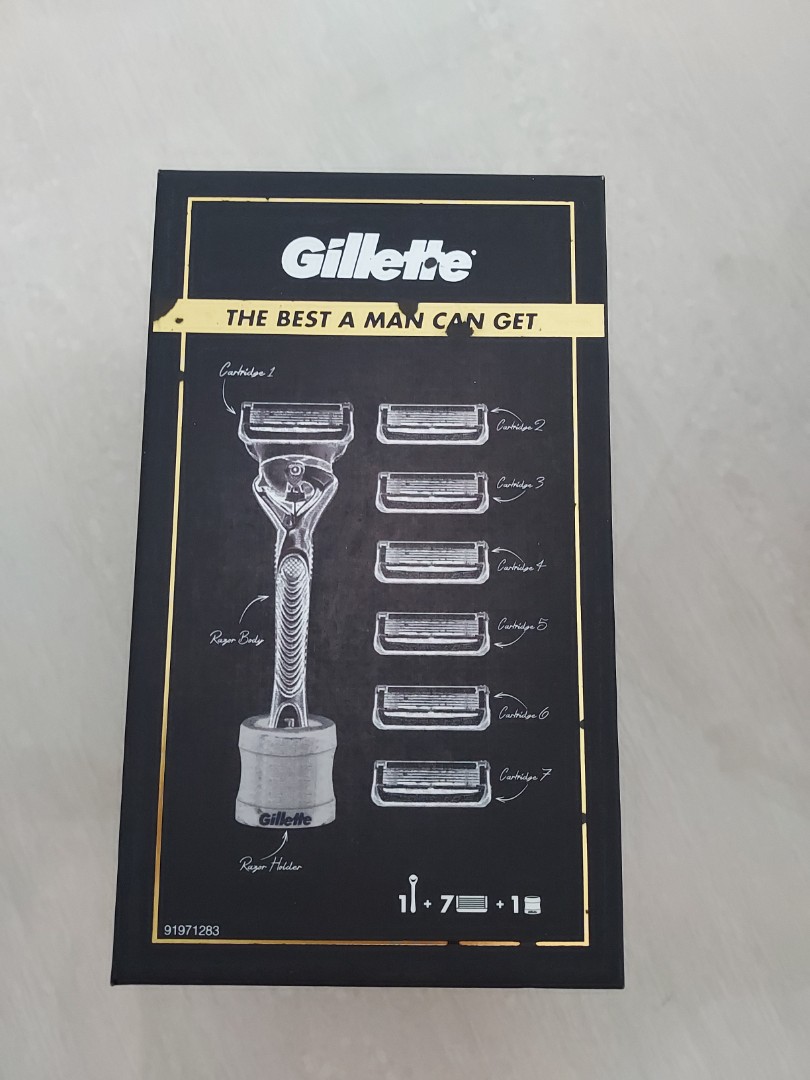 Gillette gift box, Beauty & Personal Care, Men's Grooming on Carousell