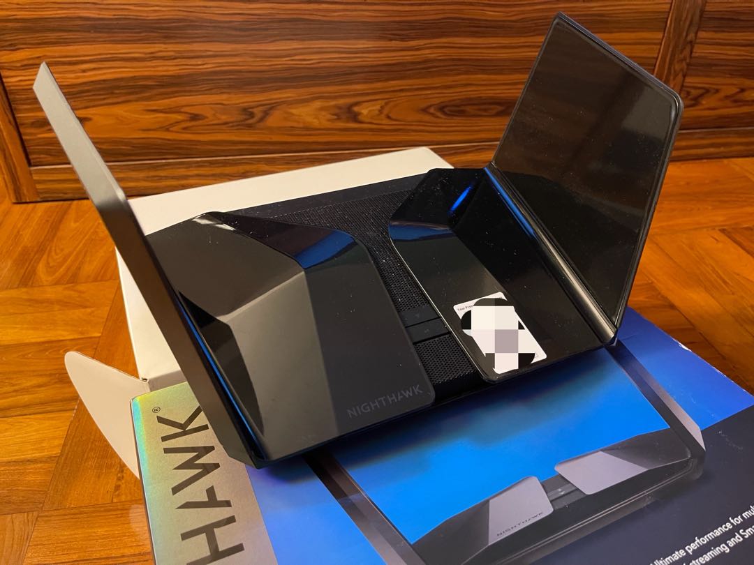 NETGEAR Nighthawk RAX200 旗艦三頻 WiFi 6 路由器 (AX11000), 電腦＆科技, 電腦周邊及配件 ...