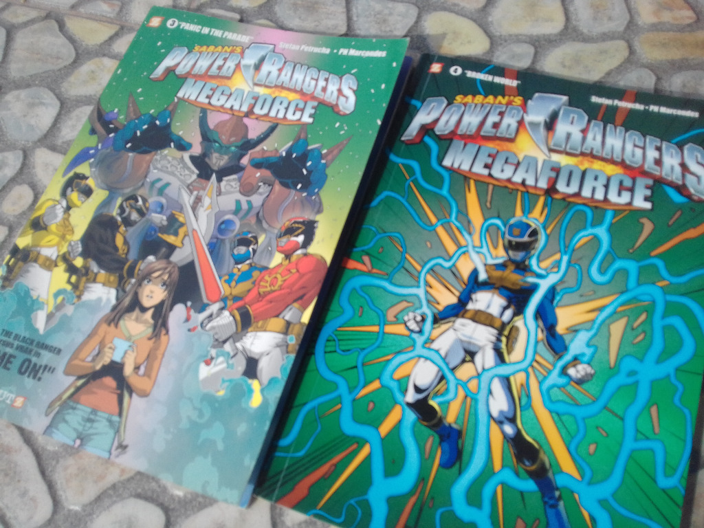 Saban's Power Rangers MEGAFORCE #3 & #4, Hobbies & Toys, Books ...