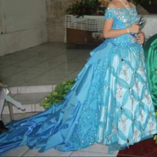 Sagala/ Debut Blue Gown with Swarovski Crystals, Women's Fashion ...