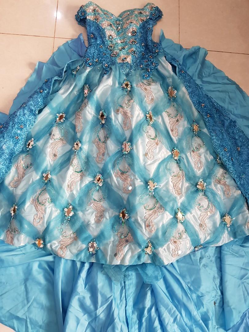 Sagala/ Debut Blue Gown with Swarovski Crystals, Women's Fashion ...