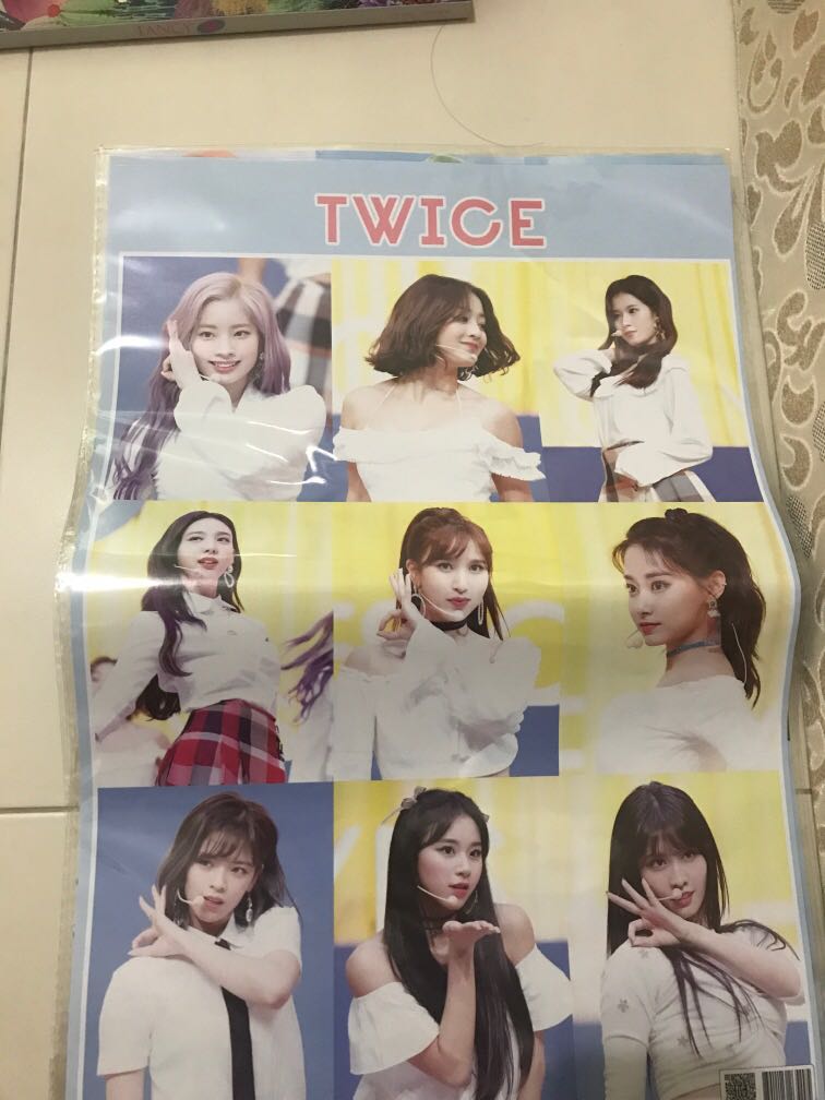 Twice poster, Hobbies & Toys, Memorabilia & Collectibles, K-Wave on ...