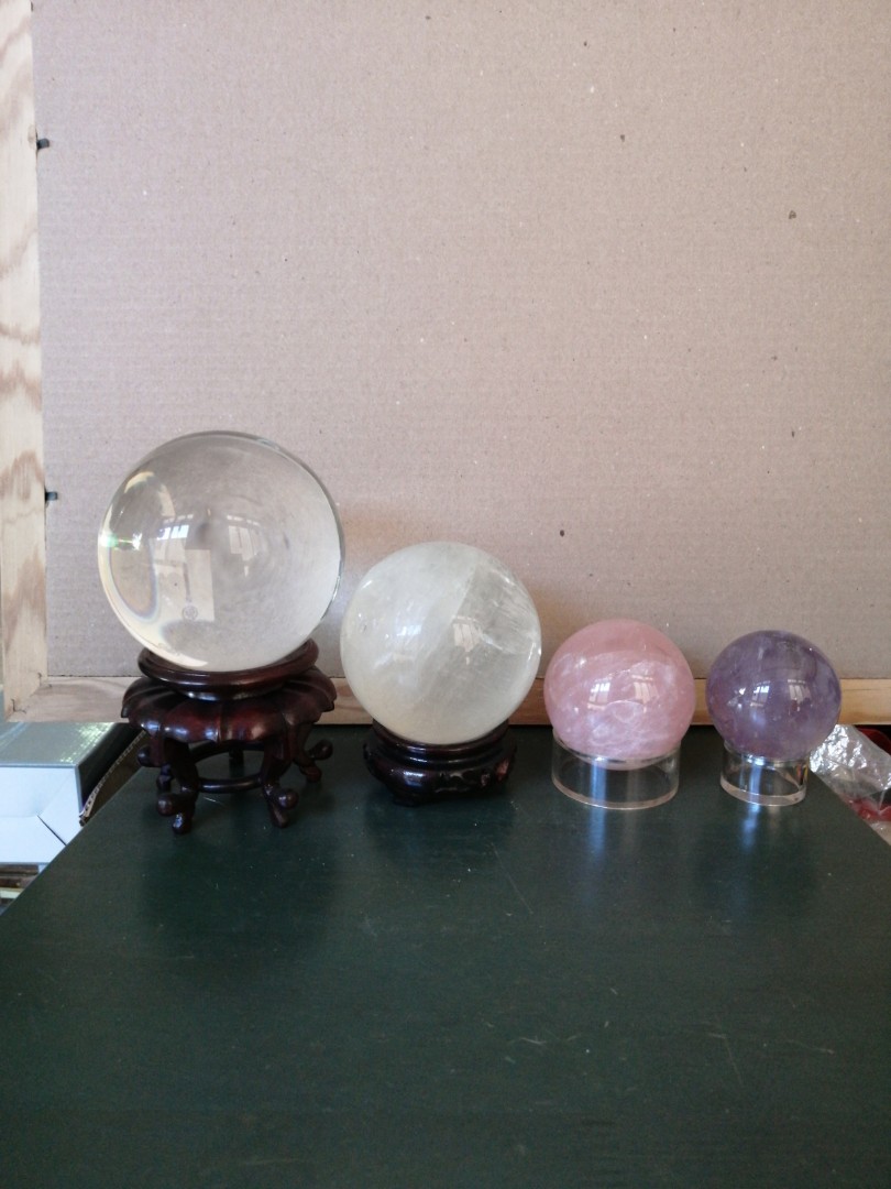 Vintage Crystal Ball & Quartz Spheres - 4pc available, Hobbies & Toys ...