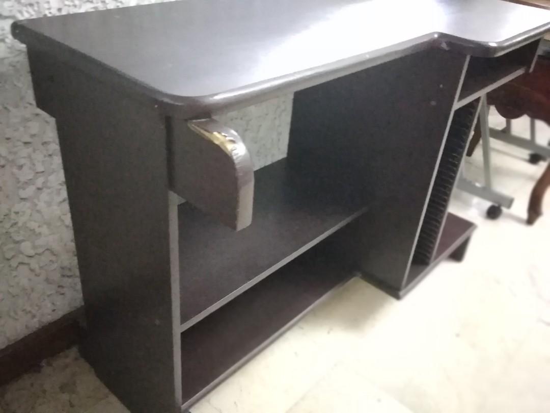 Yakal wood Working Table Legth 42 in Width 20 in Height 29 in ...