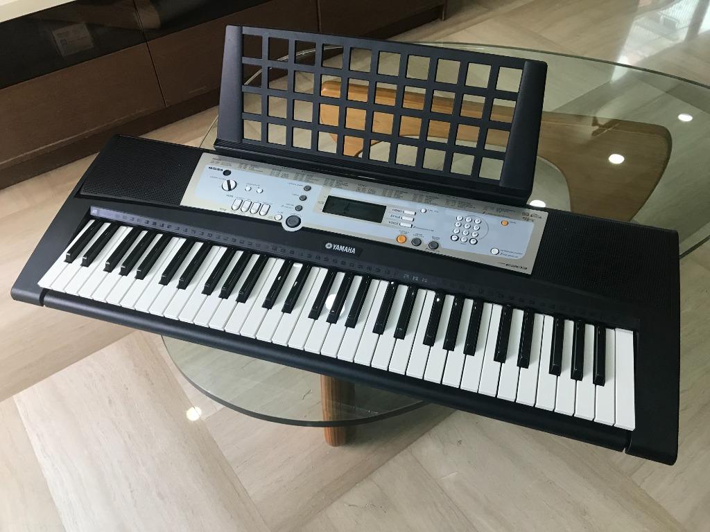 Yamaha PSR E203 Keyboard, Hobbies & Toys, Music & Media, Musical ...