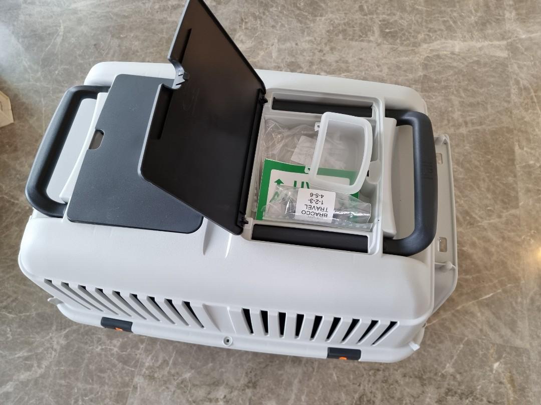 Brand new ***Dog carrier / cage/ kernel Bracco 4, Pet Supplies, Homes & Other Pet Accessories on ...