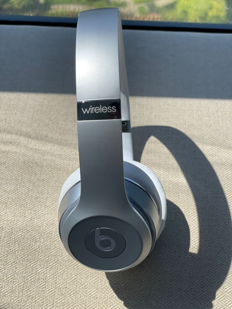 Beats Solo 3, Audio, Headphones & Headsets on Carousell