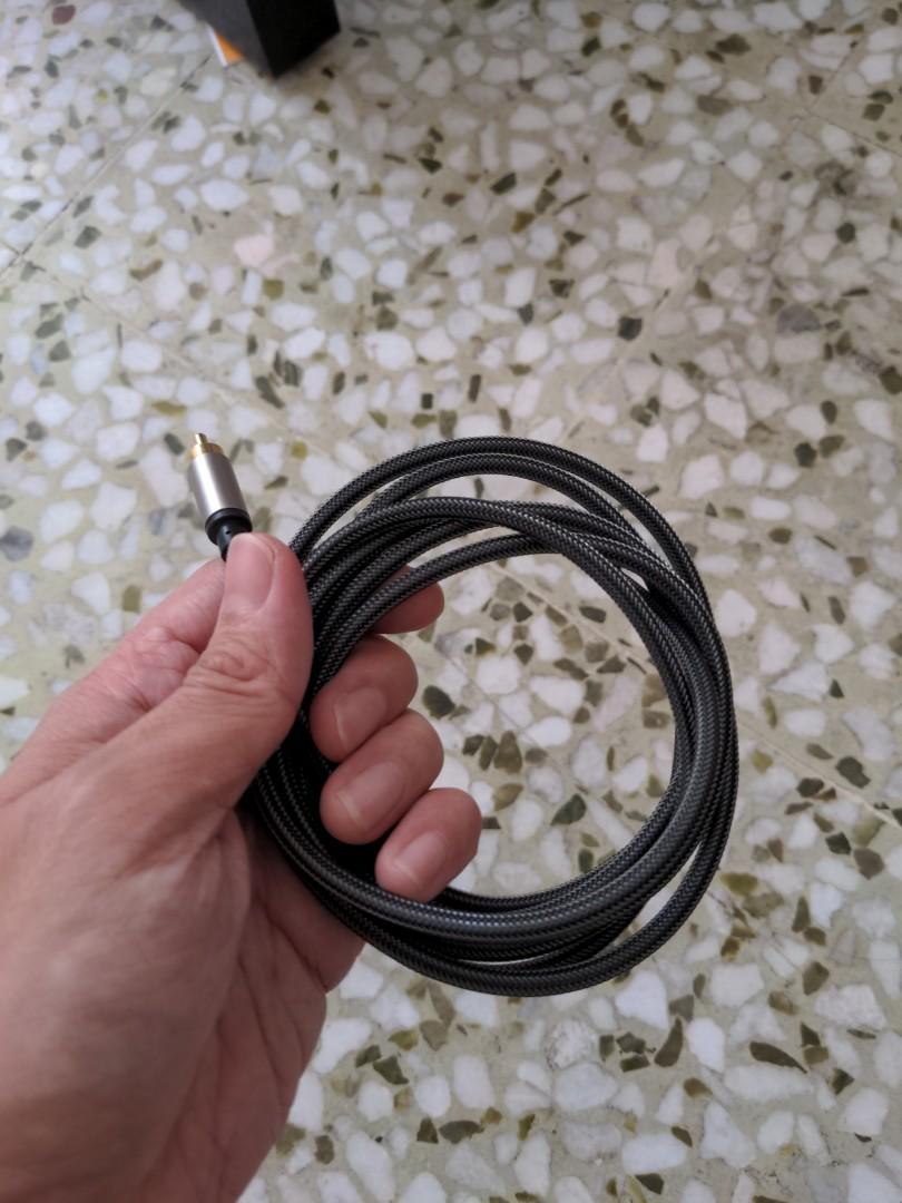 Brand new SPDIF TO AUX CABLE, Audio, Other Audio Equipment on Carousell