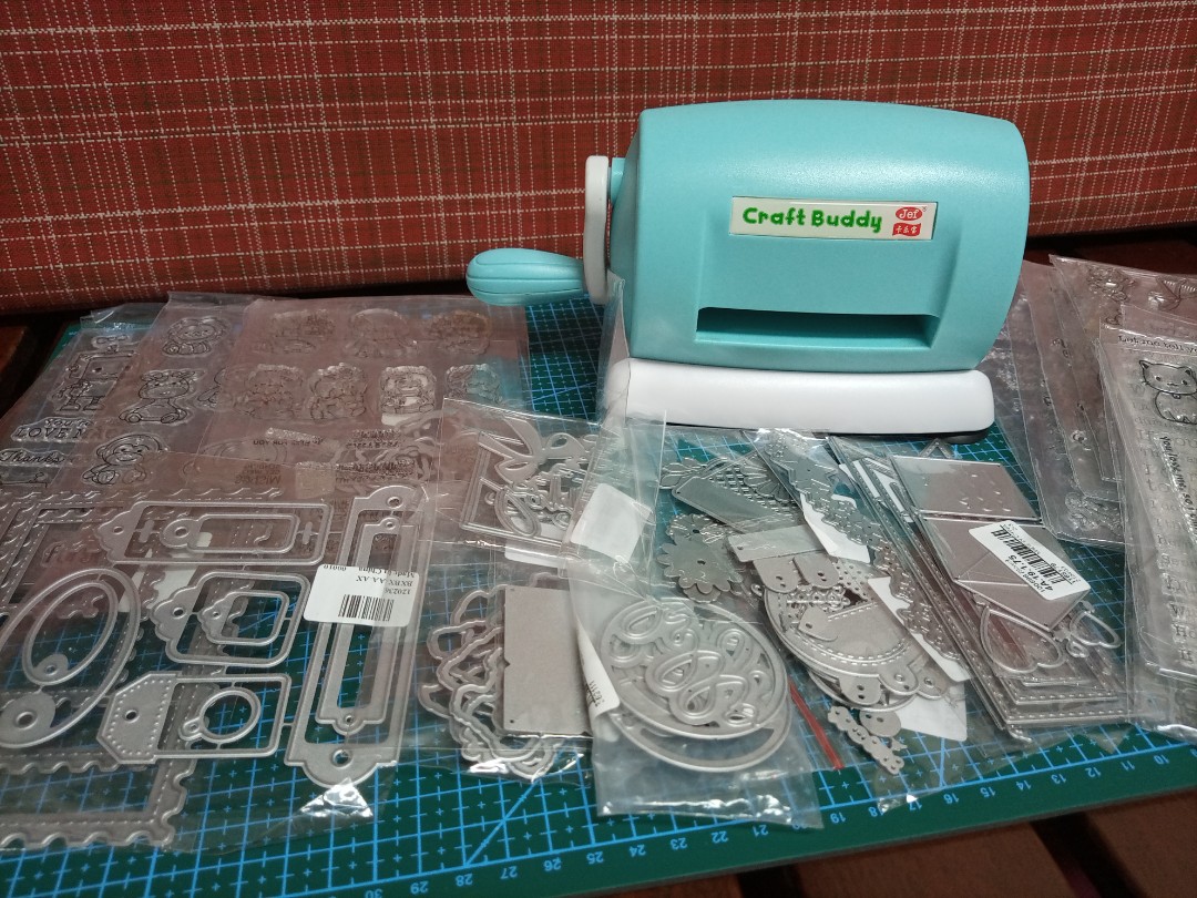 Craft buddy with metal dies, Hobbies & Toys, Stationary & Craft, Craft ...