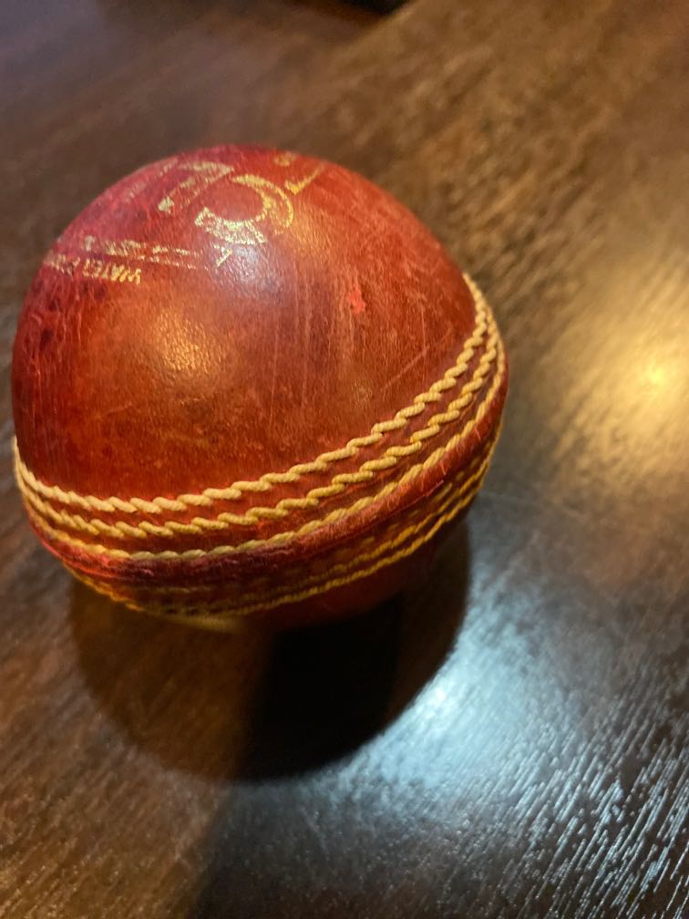 Cricket ball, Sports Equipment, Sports & Games, Racket & Ball Sports on ...
