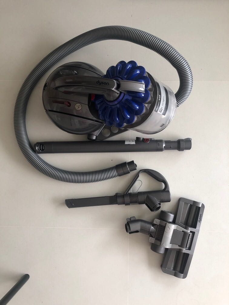 Dyson DC28c Ball Vacuum, TV & Home Appliances, Vacuum Cleaner ...