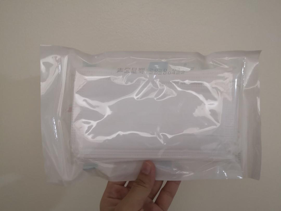 Free Face Mask for Every Purchase, Health & Nutrition, Face Masks ...