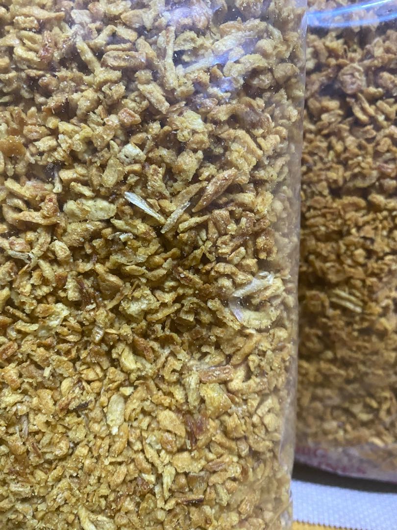 Garlic bits, Food & Drinks, Spice & Seasoning on Carousell