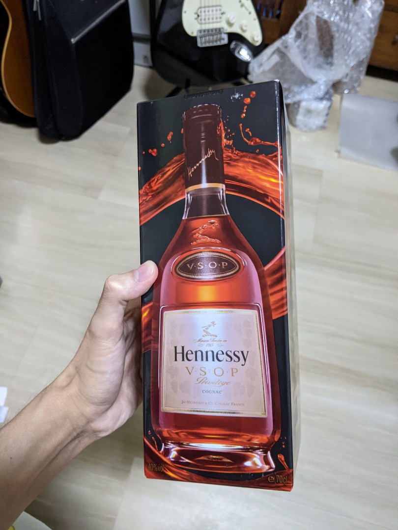 Hennessy VSOP cognac, Food & Drinks, Beverages on Carousell