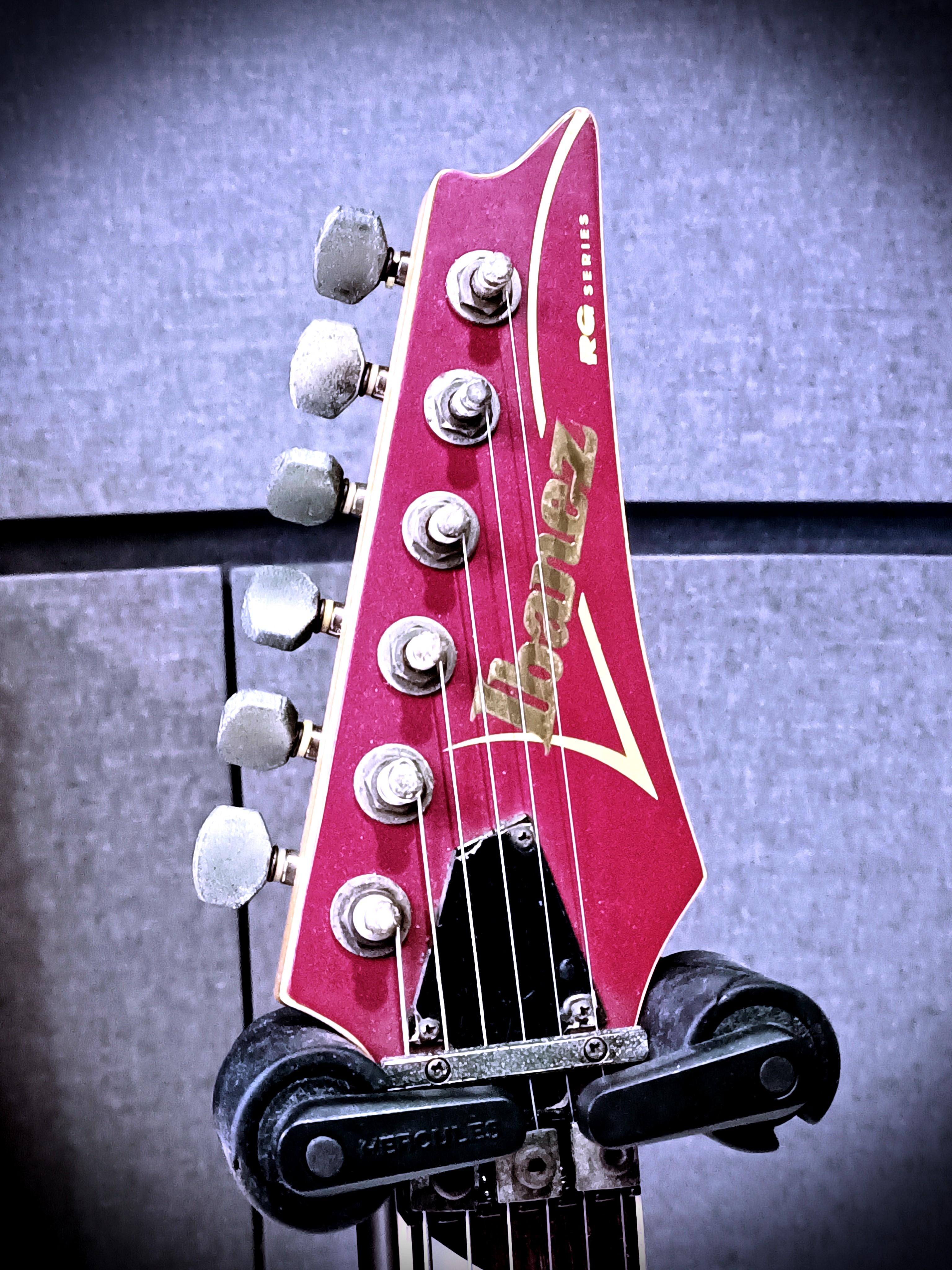 Ibanez RG 550 LTD MIJ Purple Neon, Hobbies & Toys, Music & Media ...